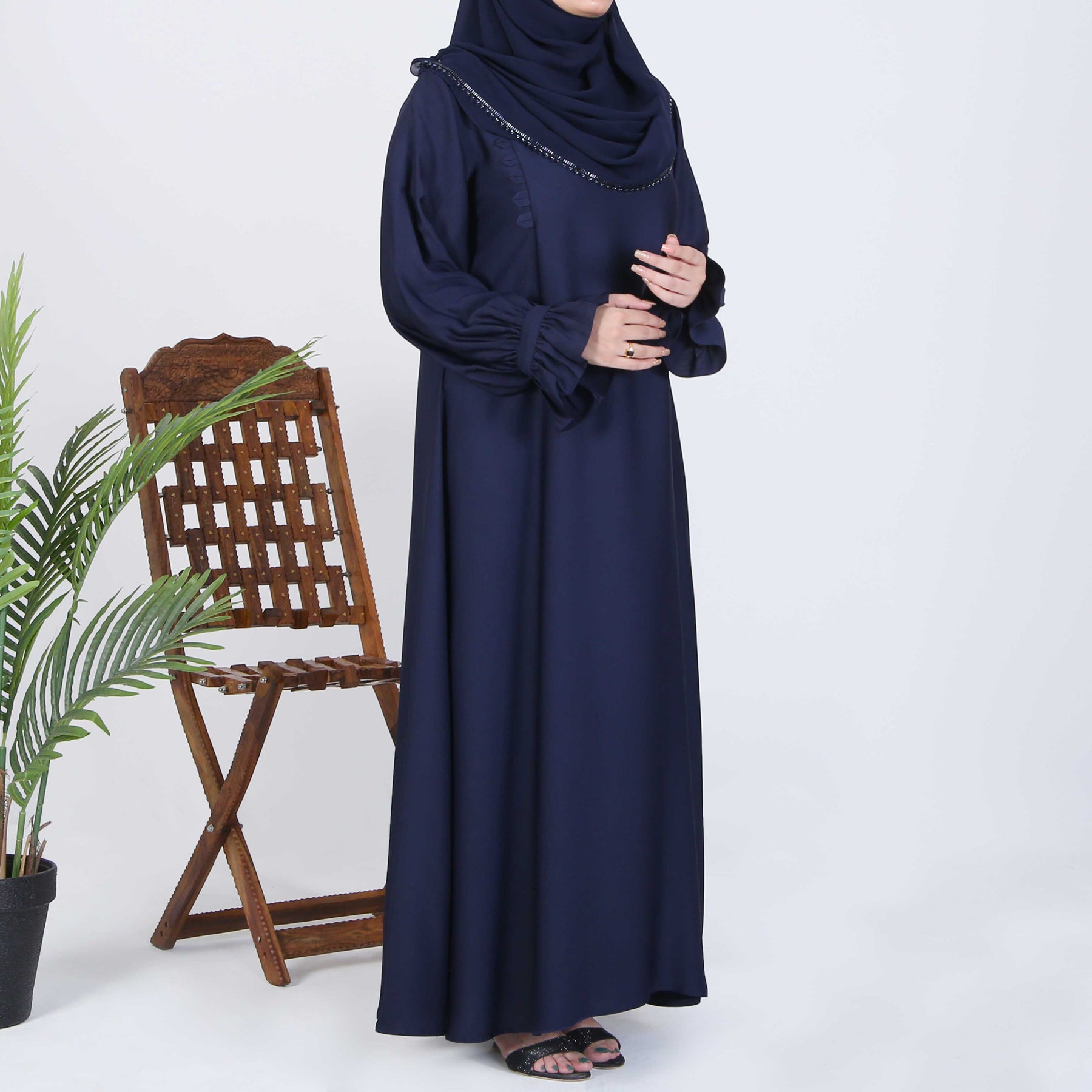 Designer Abayas Simple & Fancy Abaya Sale Price in Pakistan Online