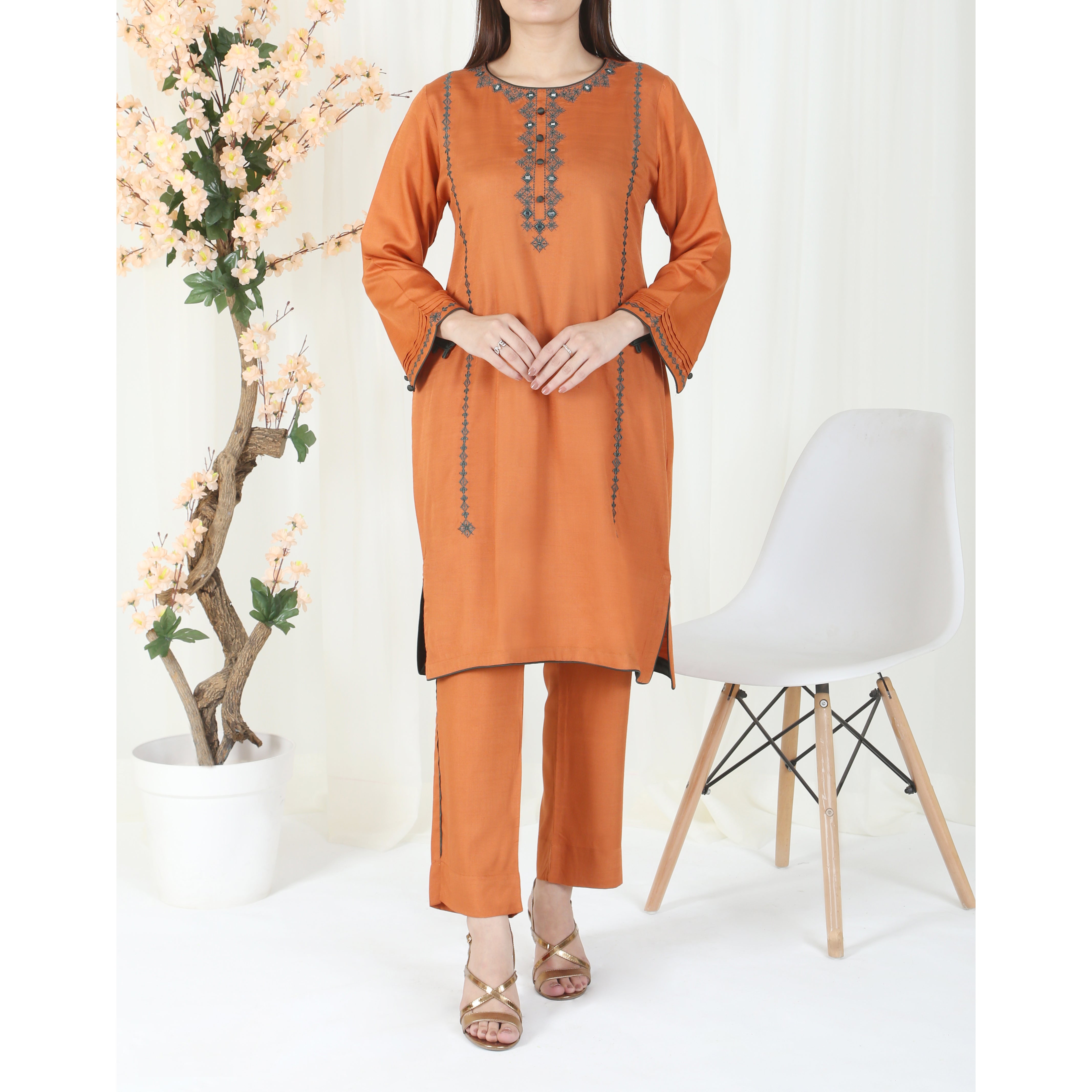 Women Western Wear Collection in Lahore, Karachi, Hyderabad & Narowal